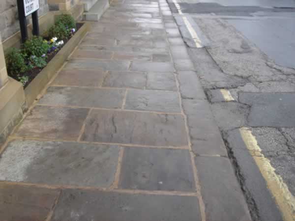 Yorkshire Stone Paving | Low cost throughout Yorkshire | Paving Flags ...
