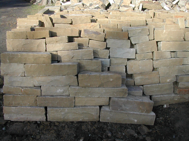 Reclaimed walling stone | Yorkshire Walling Stone Supplier in the UK